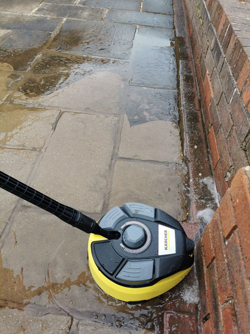 Services | Efficlean - Roof Moss Removal and Jetwashing